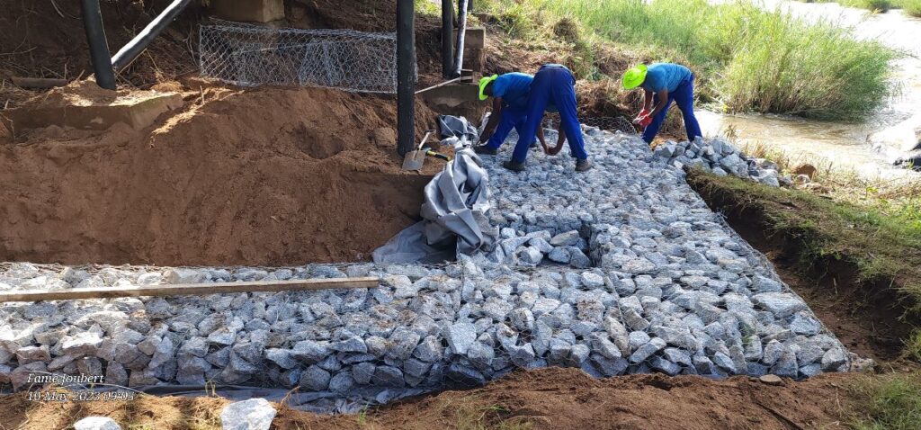 Stabilizing Viewing Deck Footings with Gabion Baskets: A Success Story ...